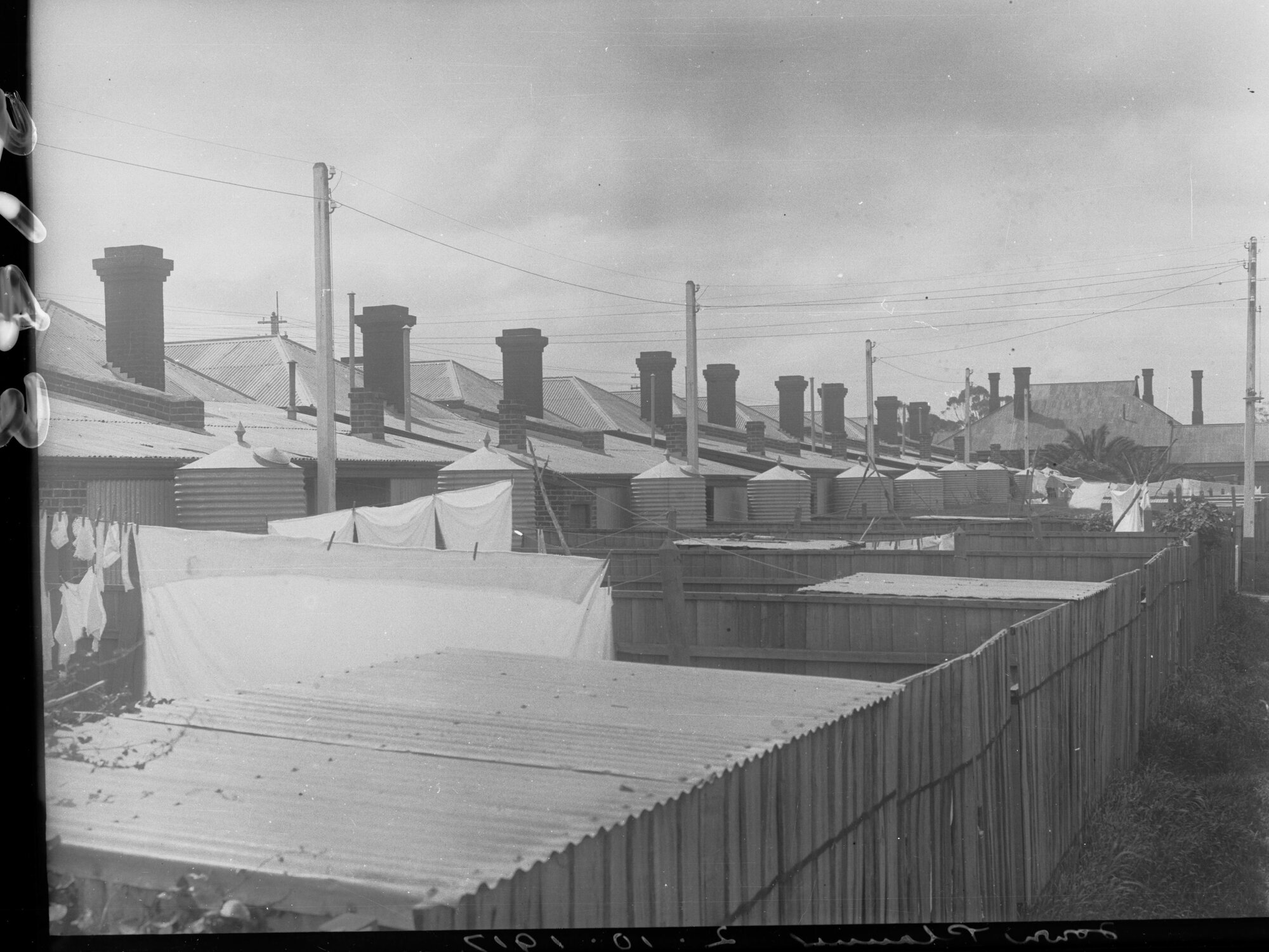 Back yards of row of houses in Adelaide, South Australia | History Trust