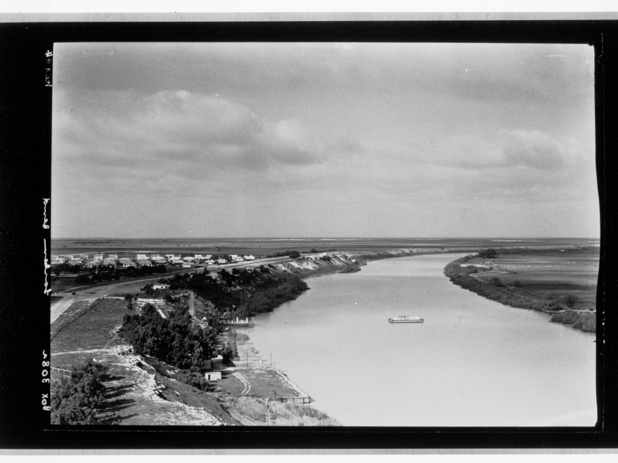 Tailem Bend - River Murray & town | History Trust