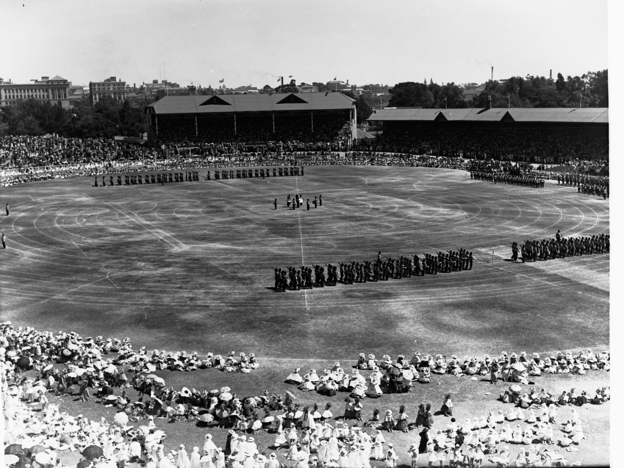 School children's pageant - Adelaide Oval for state centenary | History ...